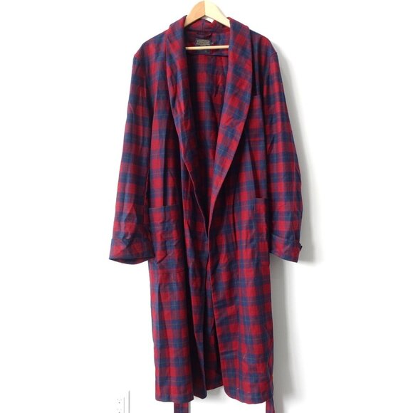 Pendleton | Other | Vintage Pendleton Robe Xl Red Wool Plaid Buffalo ...
